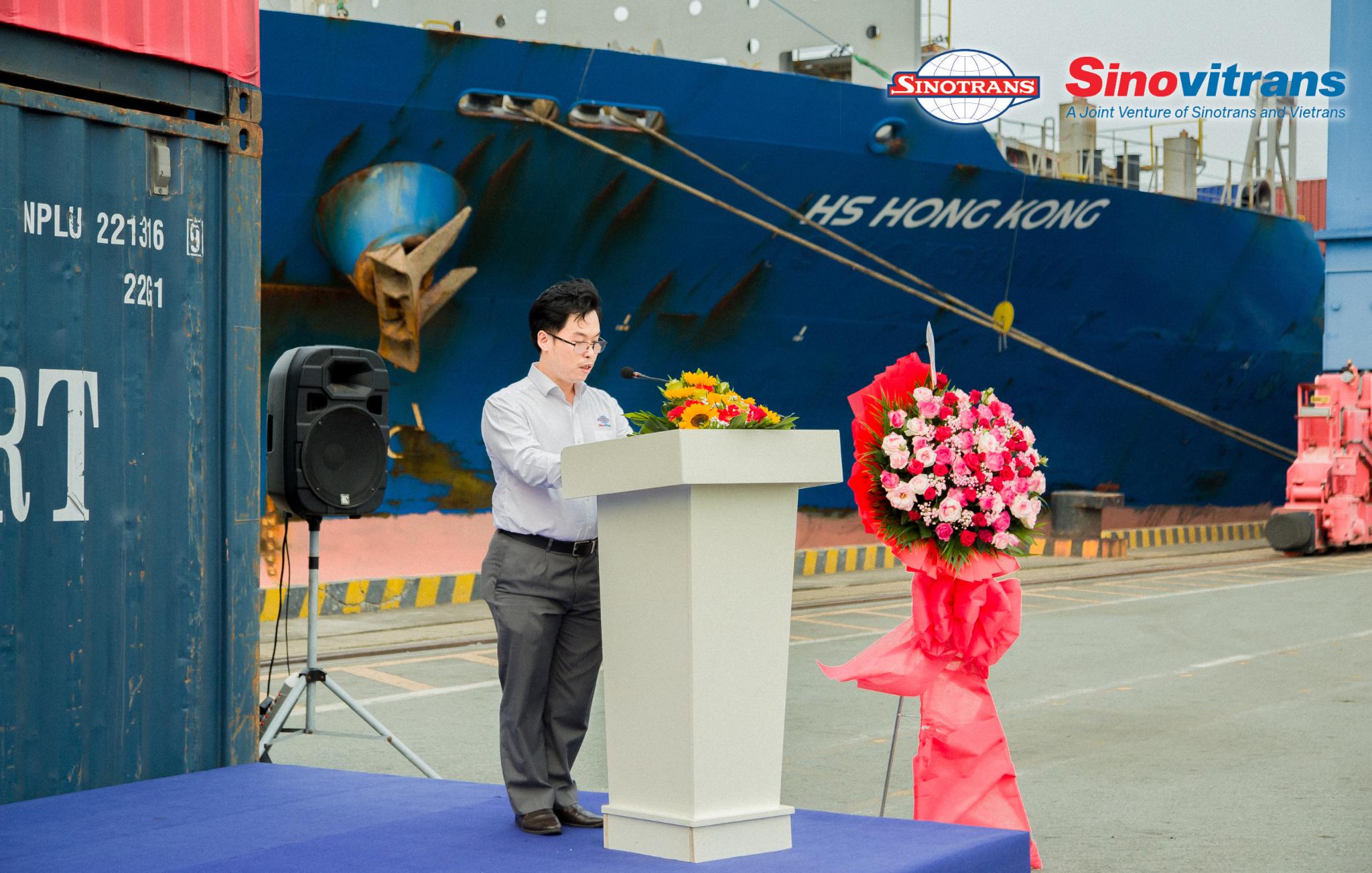 Warmly welcome HEDE train to dock for the first time at Hiep Phuoc Tan ...